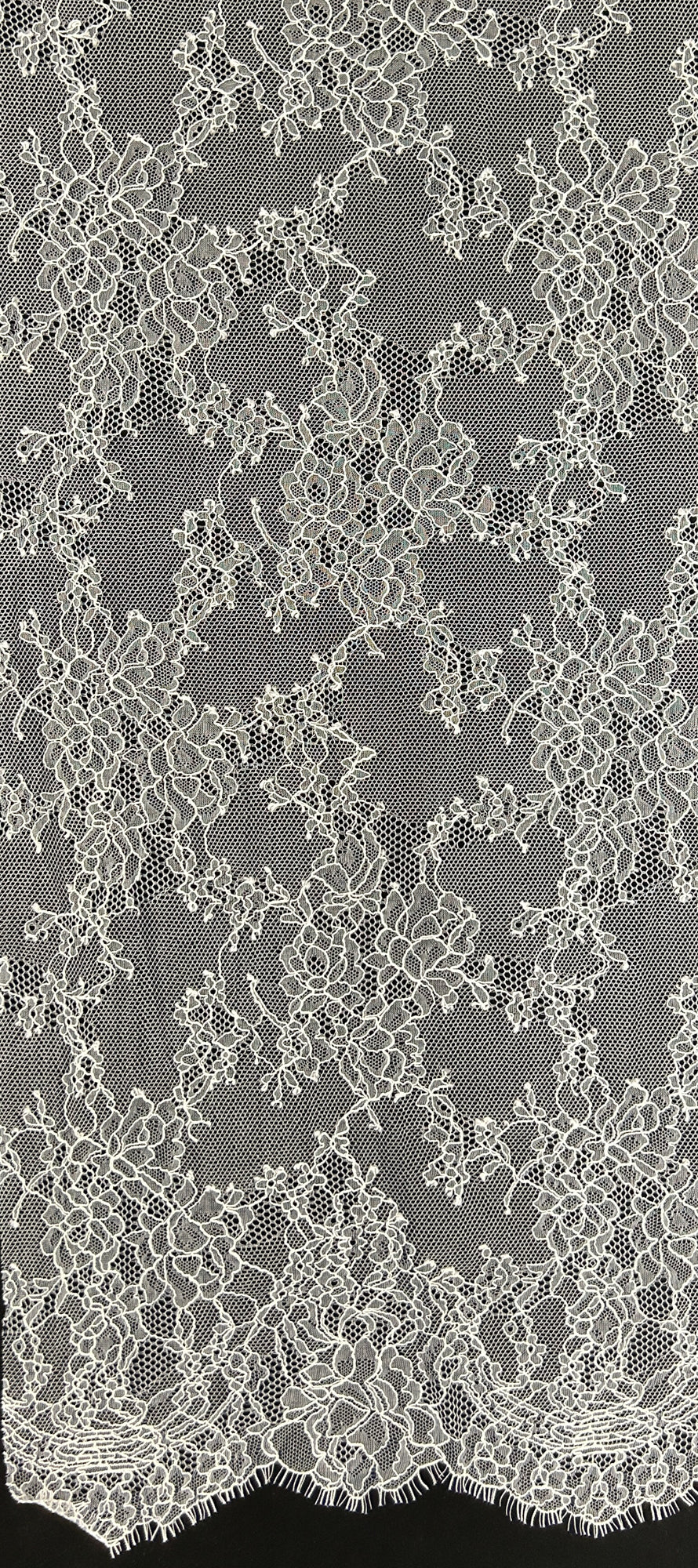 400000 w2305 s iv – J.P.Doumak textiles